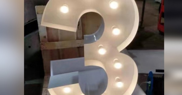 Giant Light Up 120cm Number 3